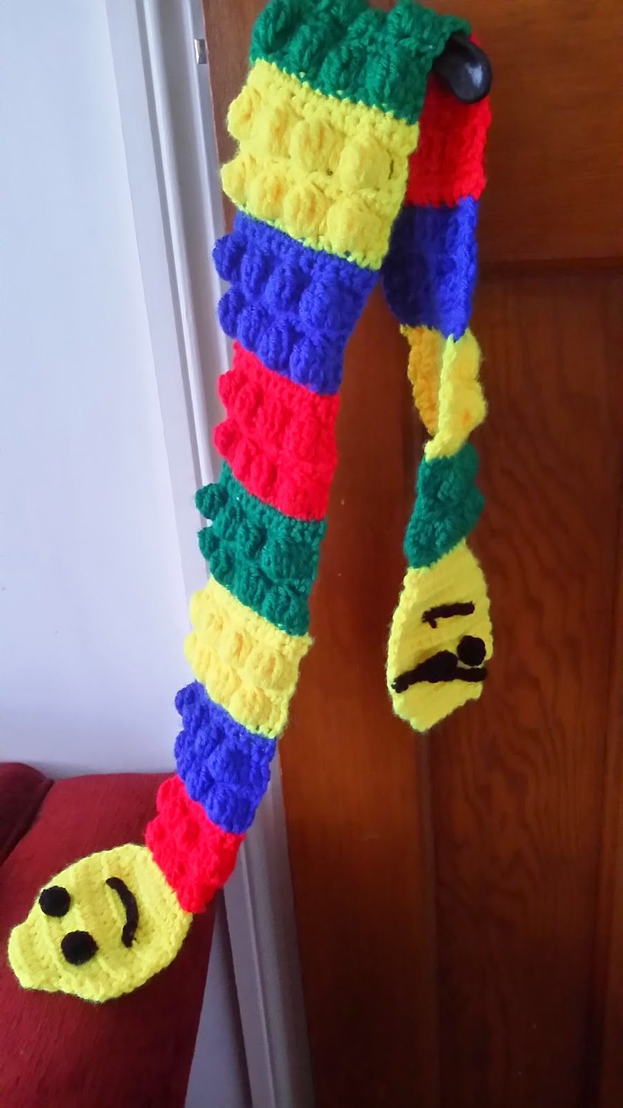 Itsy Bitsy Hooks: lego inspired scarf