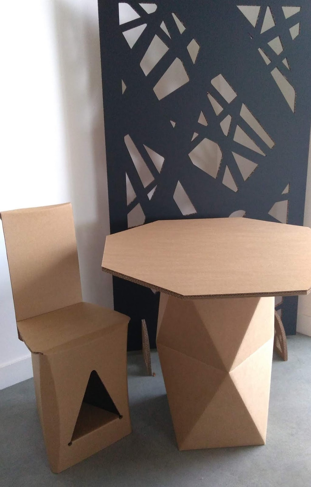 Carton Kit - Créations Objets et Meubles 100 % Carton