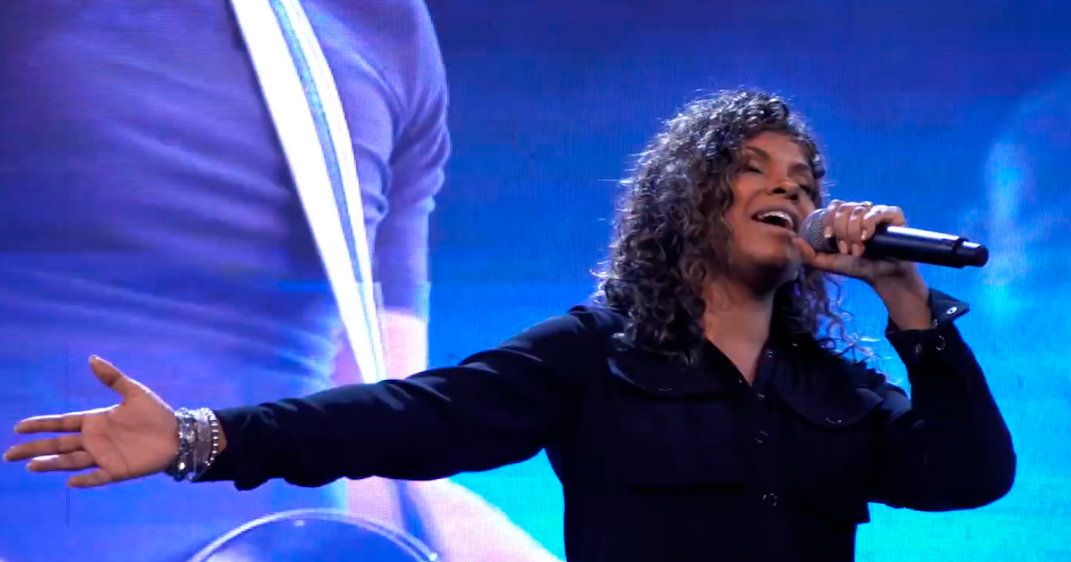 Nívea Soares lança sua nova música "Grande é o Senhor" e fica em alta ...