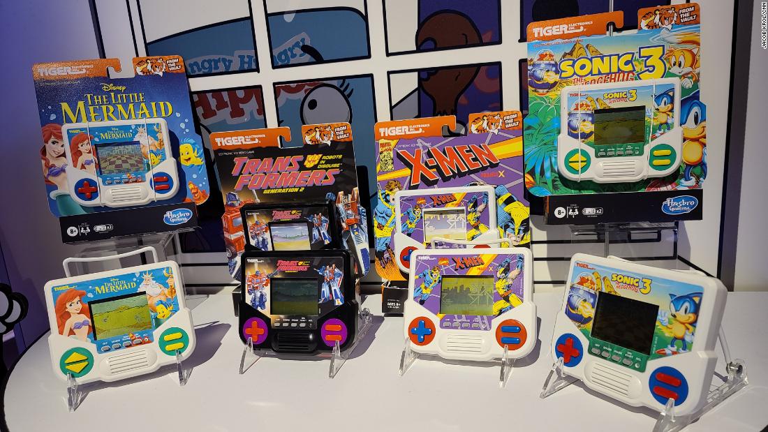 Retrogaming Gifts That Give Pure '80s Vibes