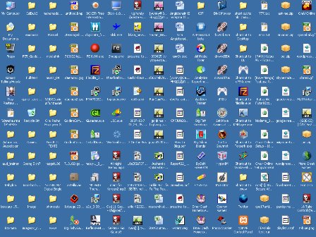 Just Me - MemeyMuaXx: Clean your messy desktop!