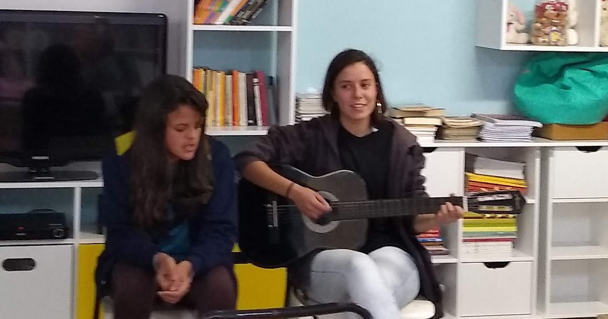 ESCOLA MUNICIPAL DE ENSINO FUNDAMENTAL PROFª. MARIANINHA QUEIROZ: Dia do Professor