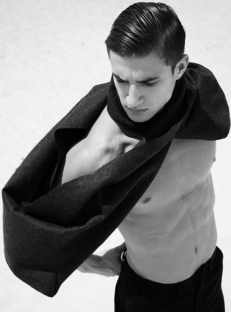 Hasni Twins by Maria Dominika | Chaos | Homotography