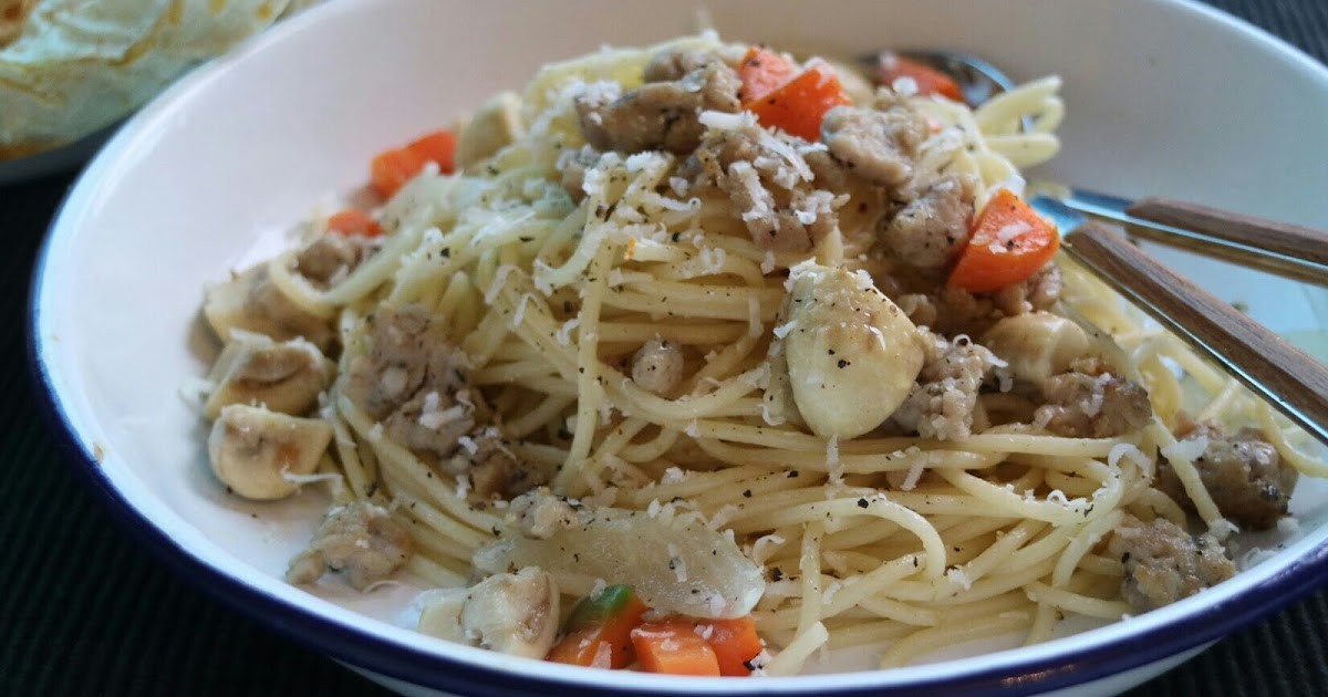 香蒜肉粒意粉 Spaghetti Americana ~ Rita Shum