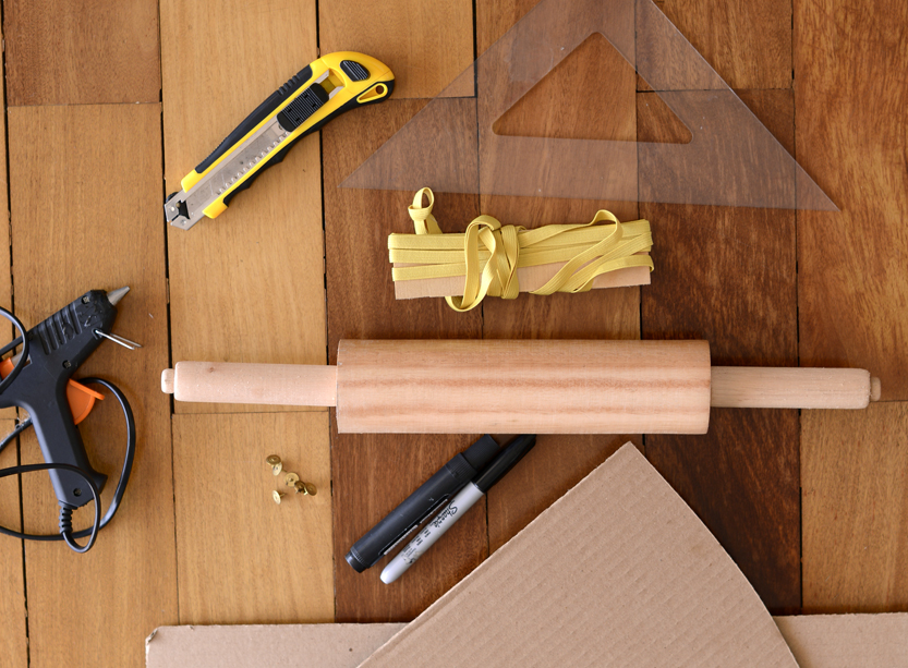 DIY Tips: Cardboard typewriter