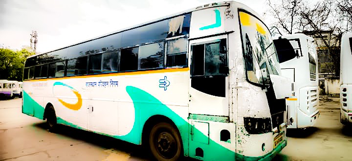 RSRTC Star line bus