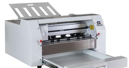 Sheet fed label cutter