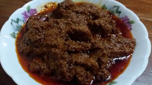 Cara Membuat Rendang Daging Sapi yang Empuk, Bumbunya Sangat Meresap ...