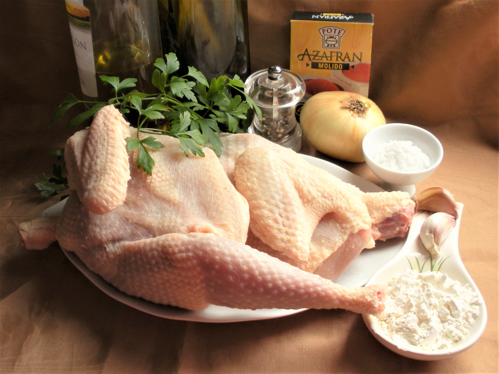 Aquí se cocina: Gallina o pollo al azafrán