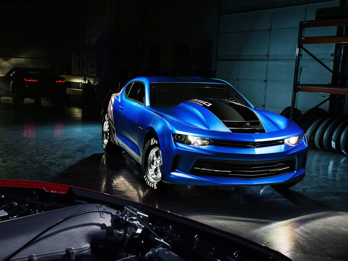 Chevy Whips Up a Pair of Badass Drag Racing Camaros - Car Reviews