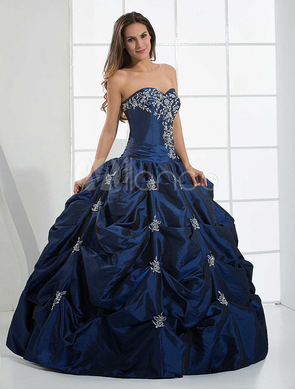 CaterinaFashionStyle: Robes sexy - Robe de bal bleu en taffetas avec perle