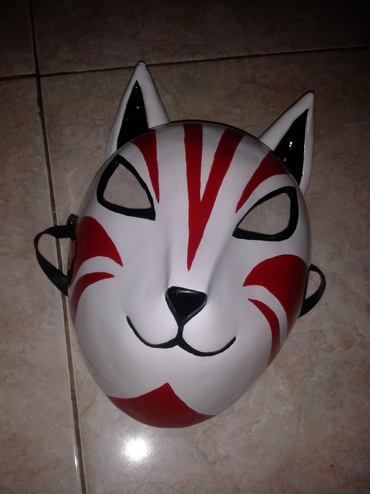 Kucing Betina: Bengkel Yang Menjual Topeng khas Jepang di daerah Denpasar