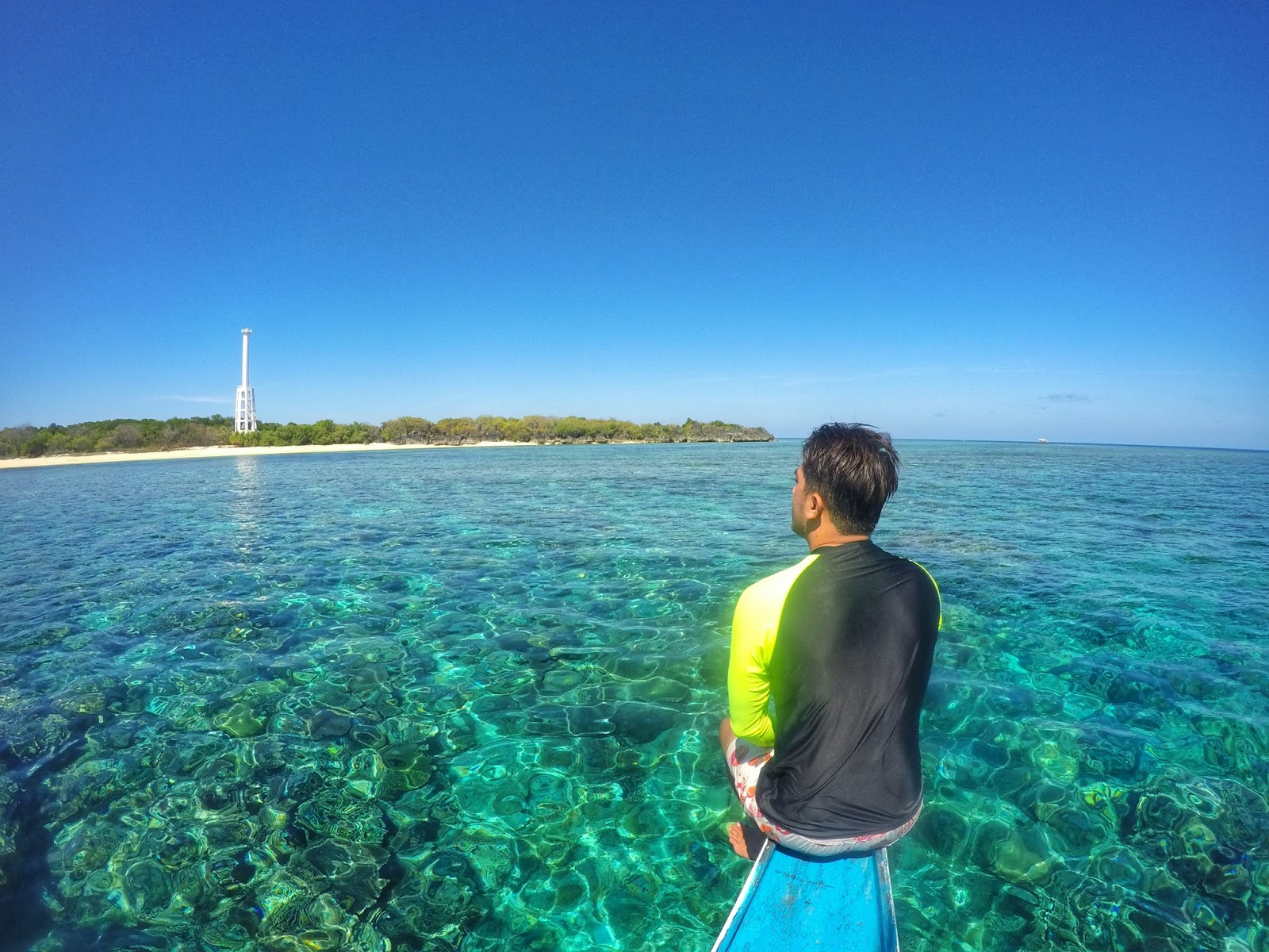 Travel Guide to Apo Reef Natural Park - moredantravels