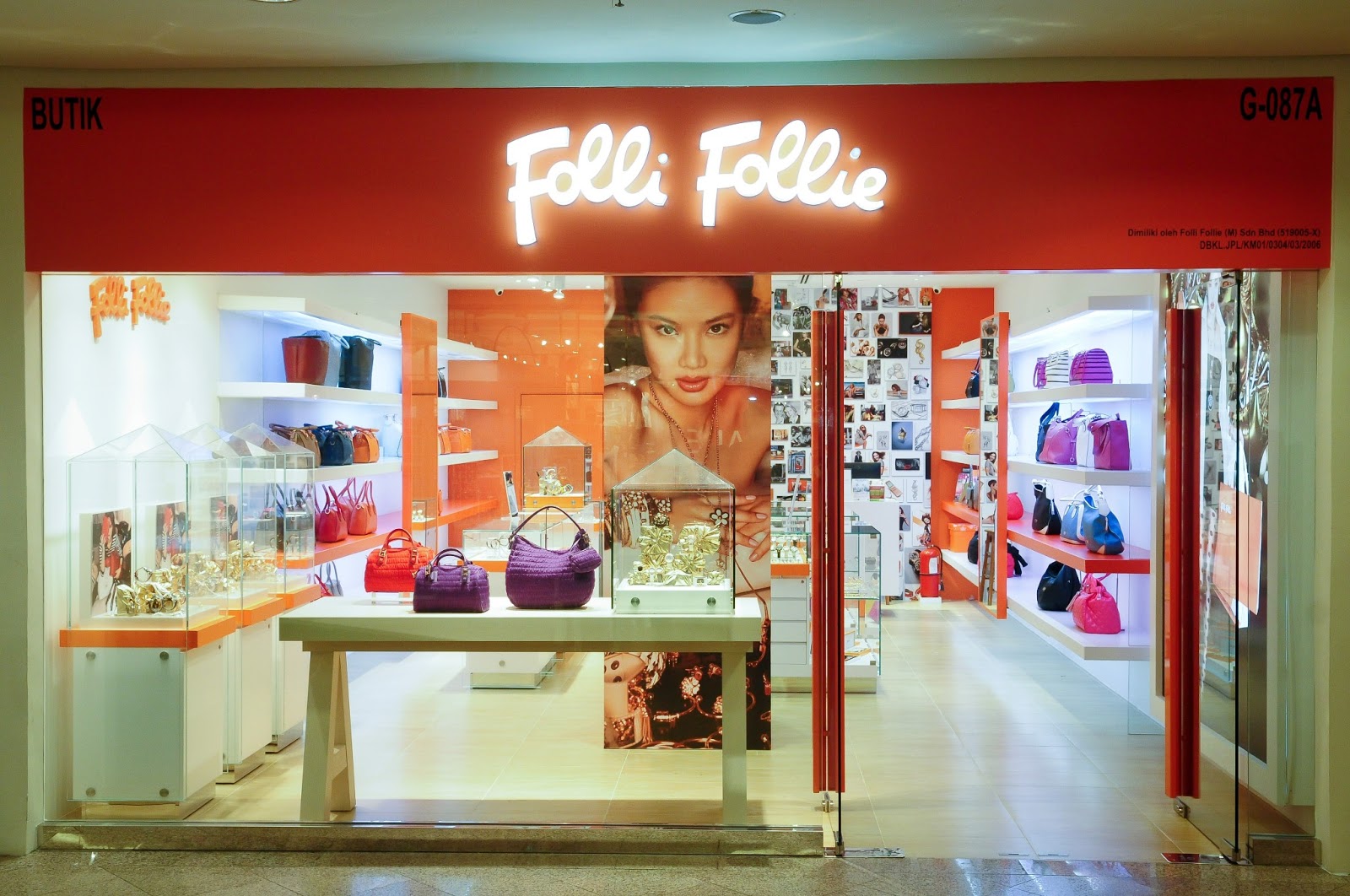 EVERGREEN LOVE: Folli Follie unveils its latest concept store in Kuala ...