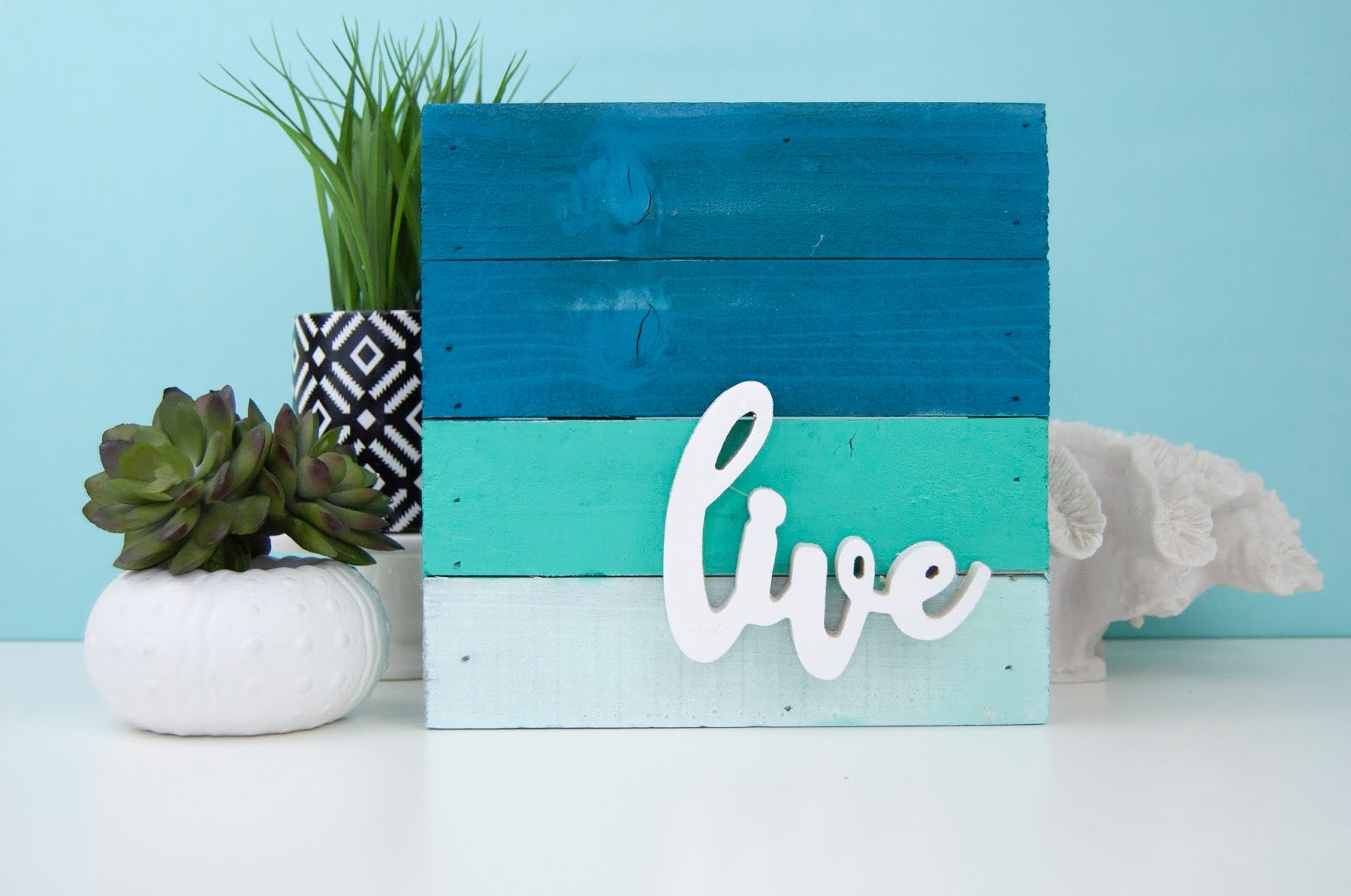 Blue Ombre Painted Pallet Sign | Jen Gallacher
