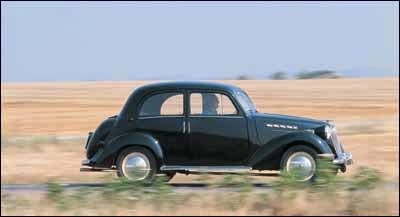 RESTAURACIÓN DE UN JEEP COMANDO: Simca 8 1.200