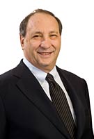 mcbrooklyn: Bruce Ratner Stepping Down as Forest City CEO