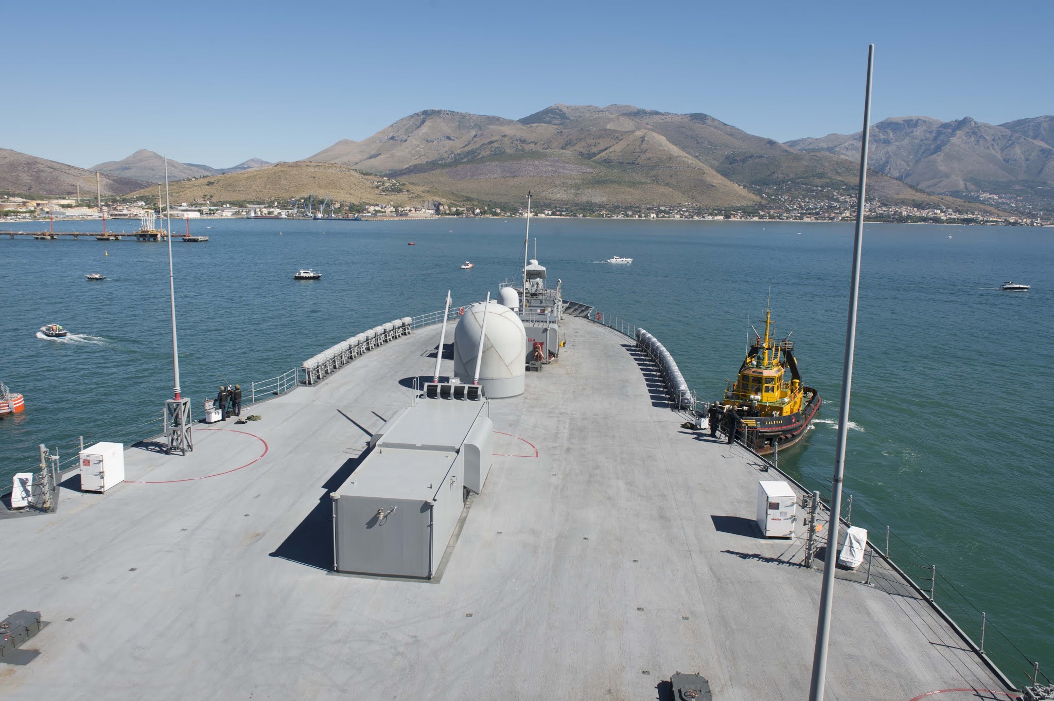 Blue Ridge-class USS Mount Whitney (LCC-20)
