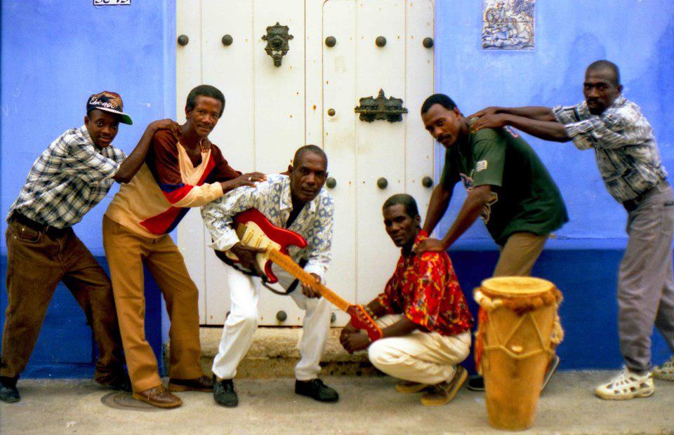 Al ritmo de los tambores