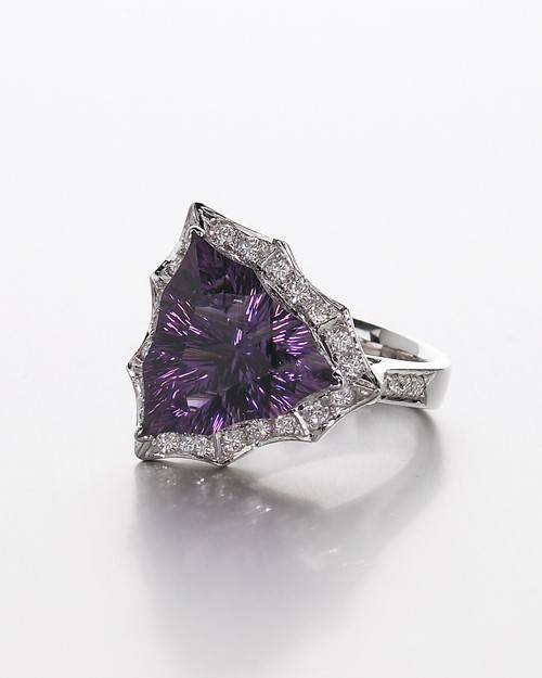 PrettyRock.com's Gemology and Faceting blog