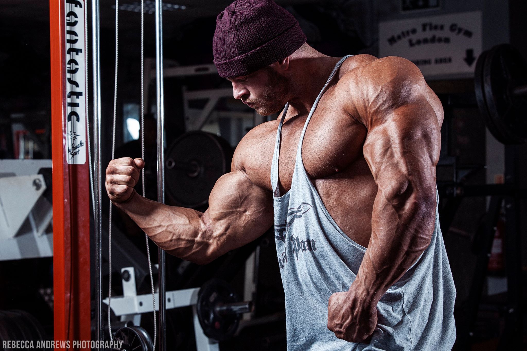 Muscle Lover: James Hollingshead