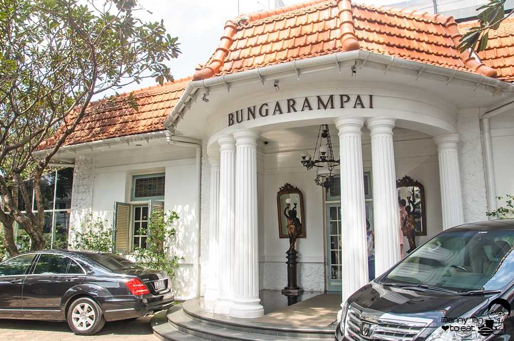 Bunga Rampai ~ DANNY LOVE TO EAT