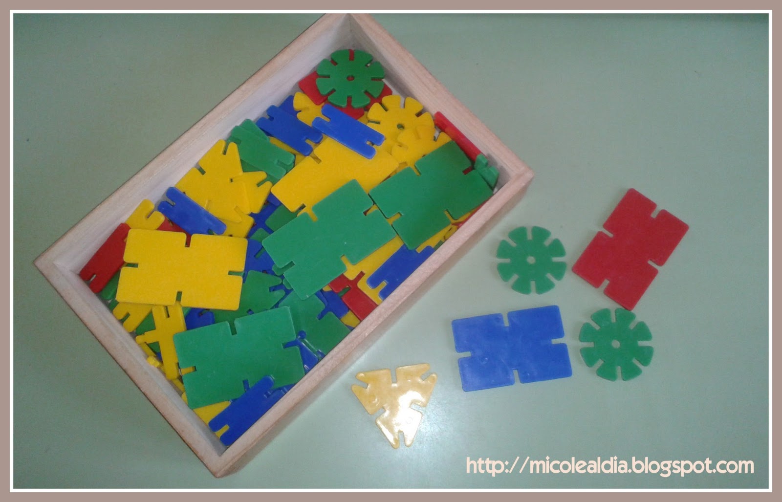 MI COLE AL DIA: JUEGOS DE ENSAMBLAR Y CREATIVIDAD