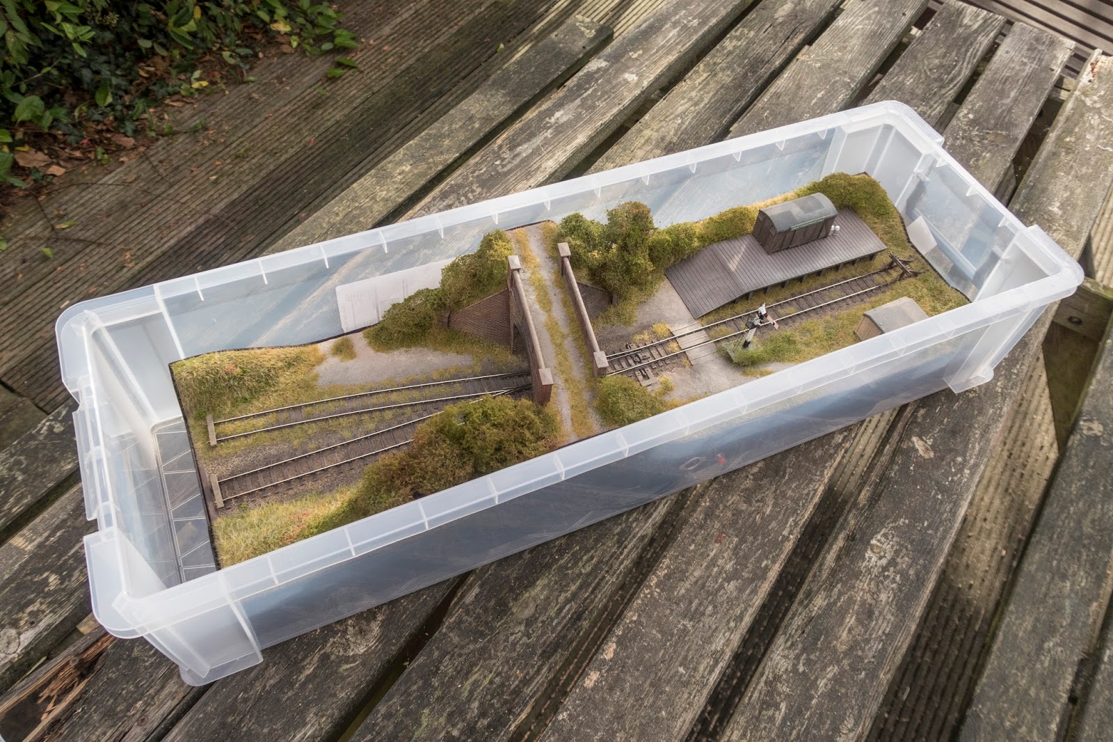 Chris Nevard Model Railways & Photography Blog: Layout in a Box!