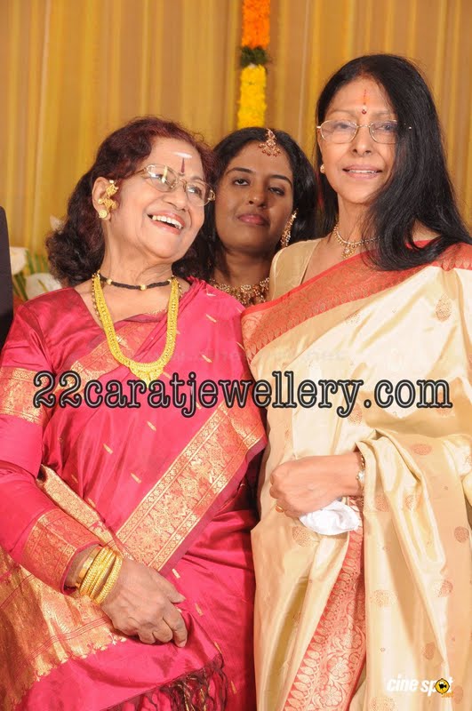 Celebrity Jewellery at Rajesh Daughter Wedding Reception - Jewellery ...