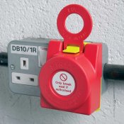 Total Lockout Blog: How do I lock a plug?