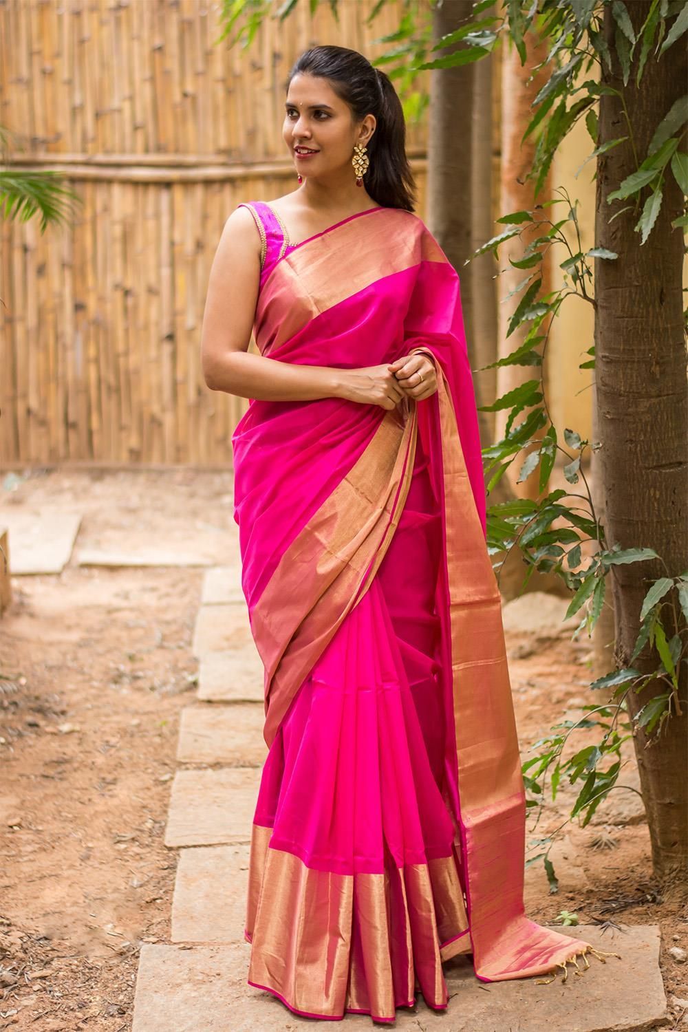 Textile Export: How to Choose the Right Saree As Per Your Body Shape...