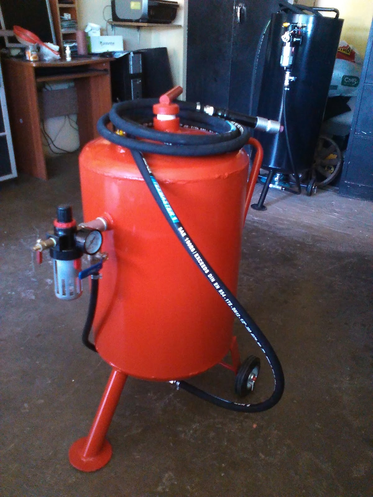 Arenadoras Profesionales e Industriales marca MAGRAND.