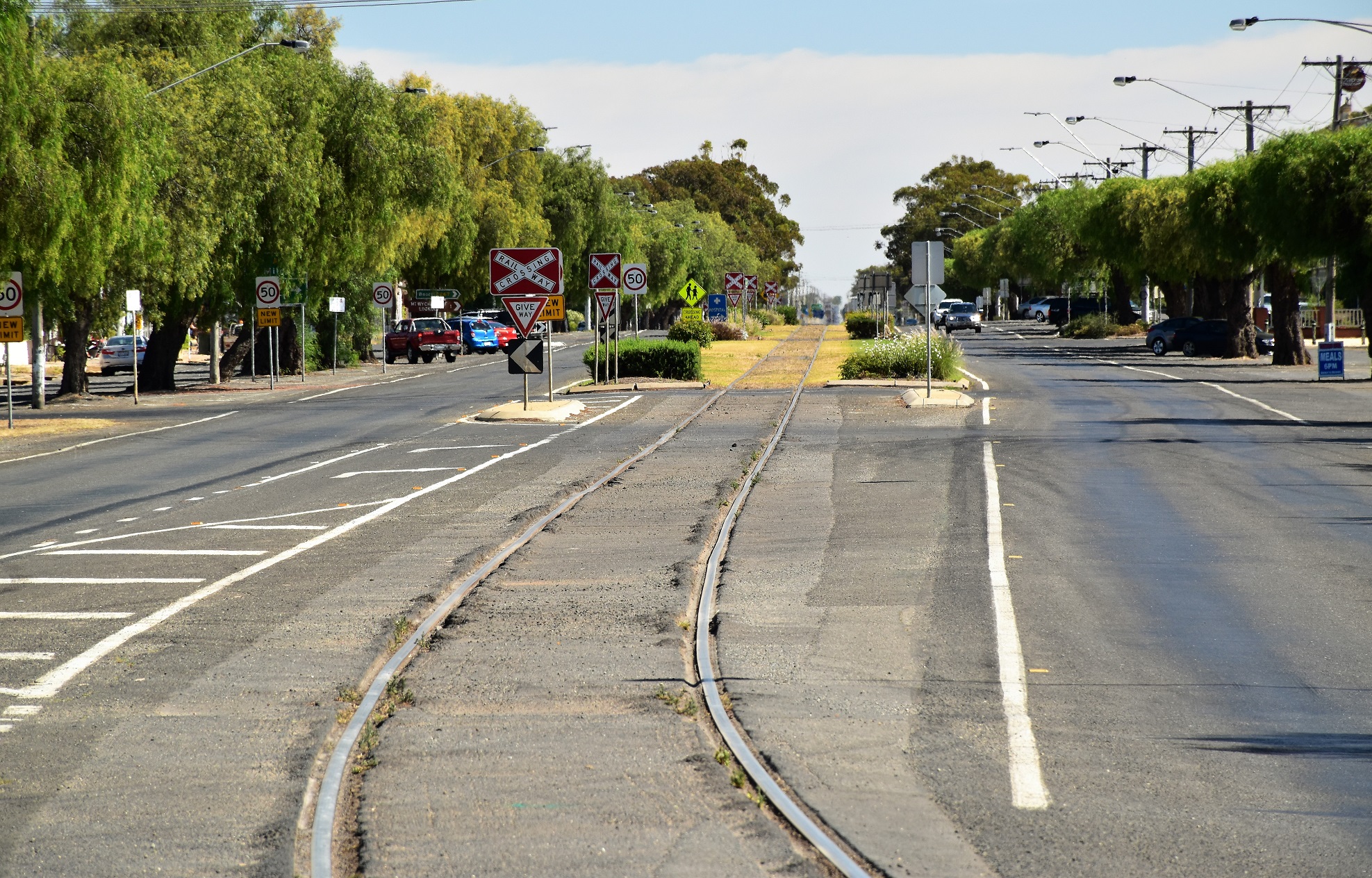 Goin' Feral One Day At A Time: Mount Wycheproof Walk - December 2020