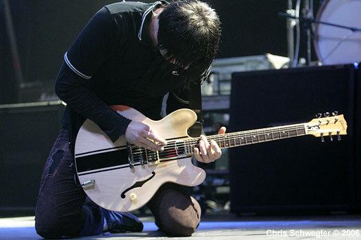 The Nurbarcas: Tom Delonge Style and Guitar Series