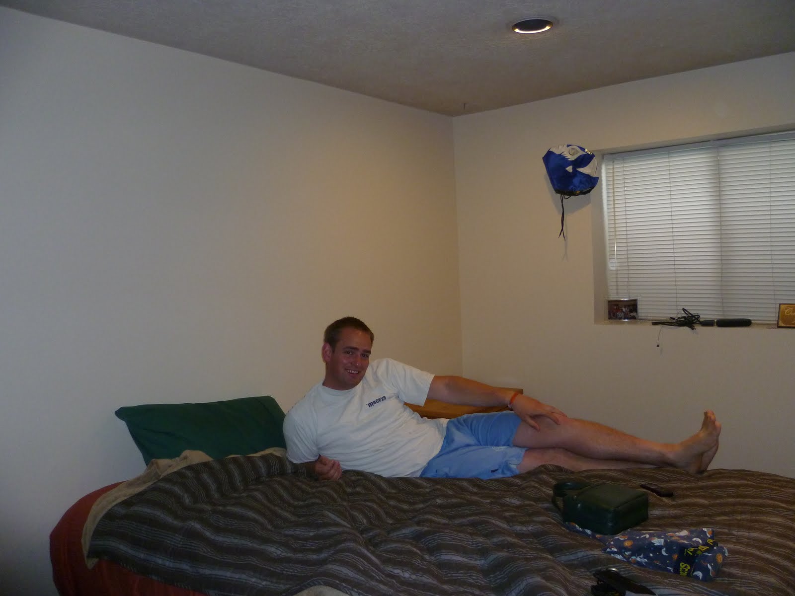 Jason Neering Living in my Mother's Basement: Living In My Mother's ...