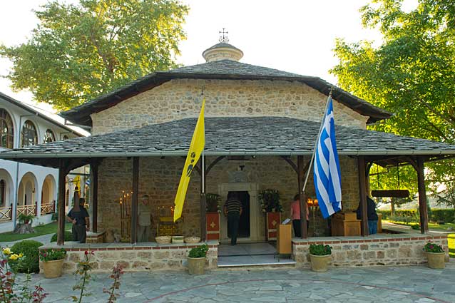 Greek Orthodox Religious Tourism: Ιερά Μονή Τιμίου Προδρόμου, Νάουσα.