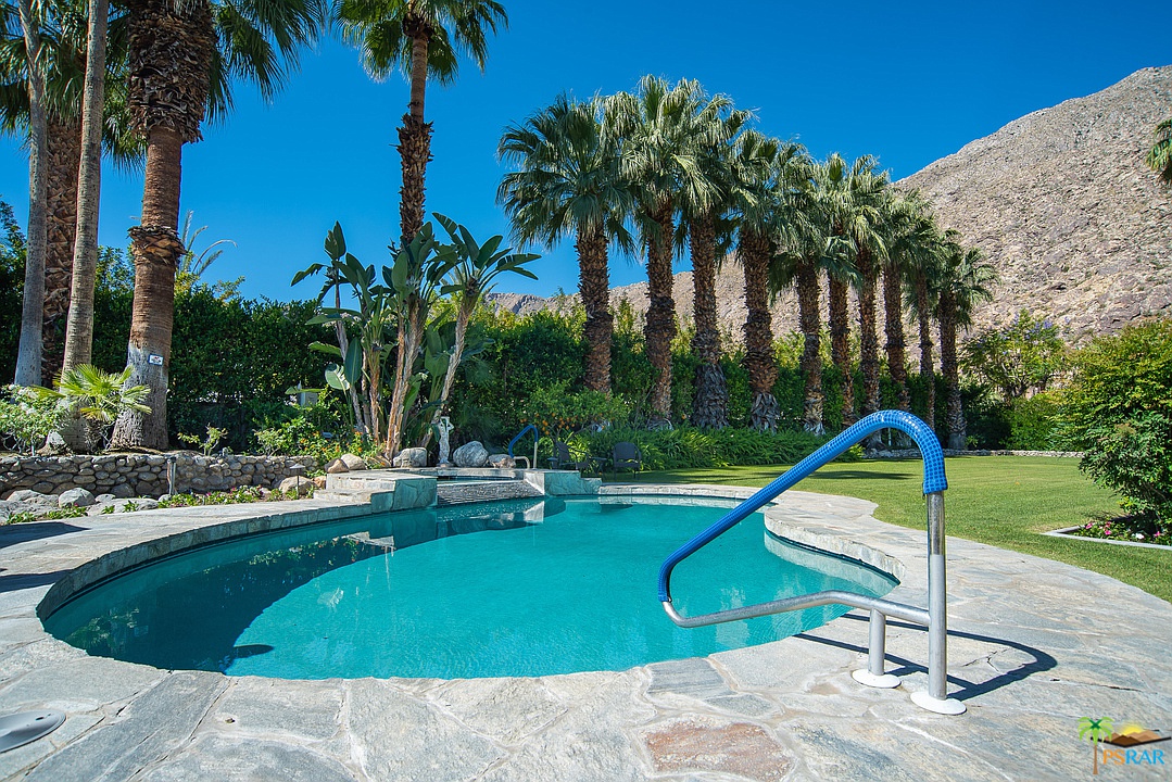 Sweet House Dreams: Rose Cottage, 1937 Cottage in Palm Springs, California