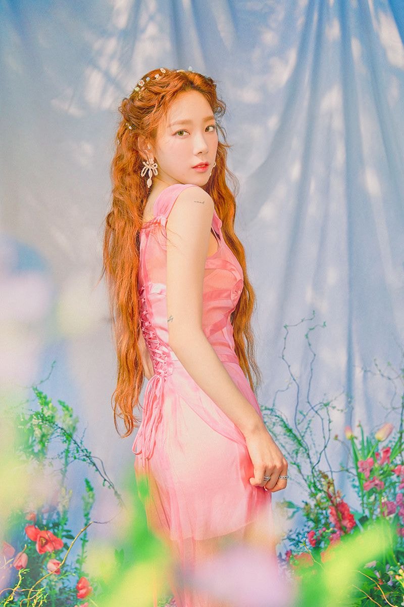 [THEQOO] Las fotos teaser de Taeyeon para 'Happy' - KetizenStars