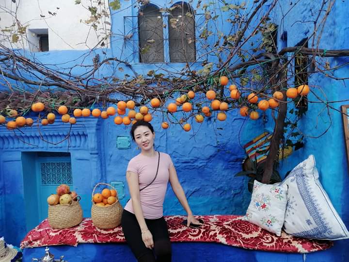 Where the blue color of chefchaouen city come from?
