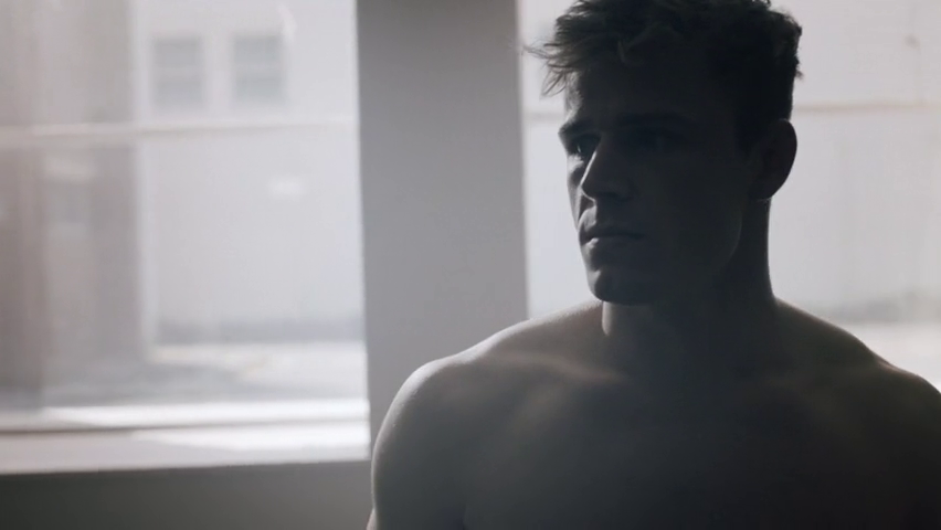 Hollyoaks off the Charts: Callum Kerr Shirtless in Locked Up Abroad