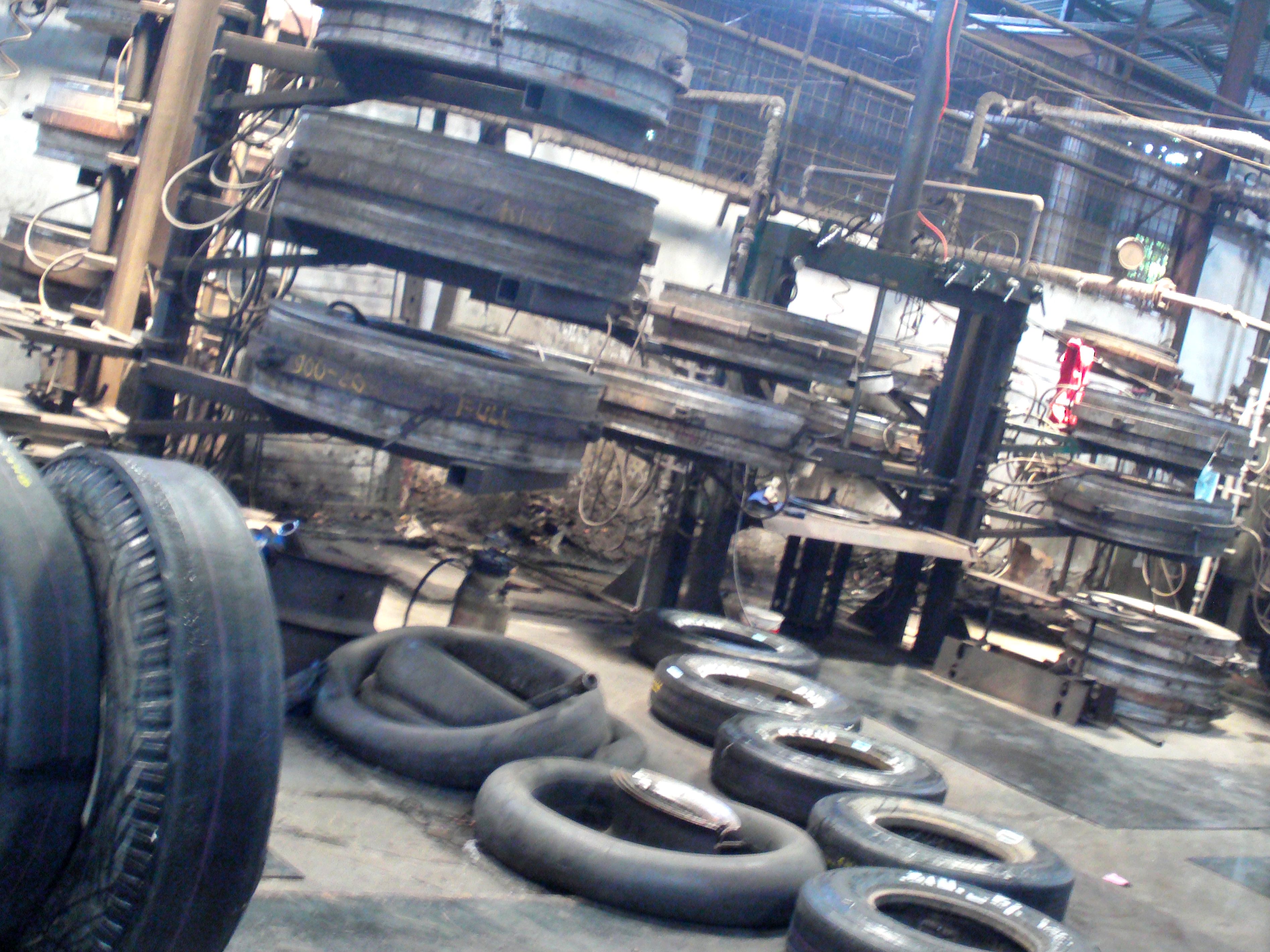 Vulkanisasi Atau Vulkanisir Ban