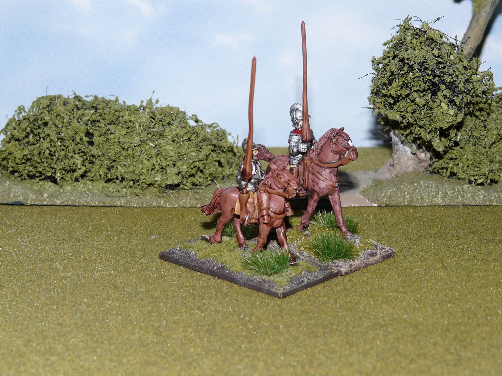 English Demi Lancers – Thoroughbreds and Ponys….. – 2T-News