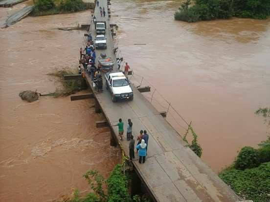Operasi Bersama APM, PDRM dan BOMBA Mencari dan Menyelamat Orang Lemas ...