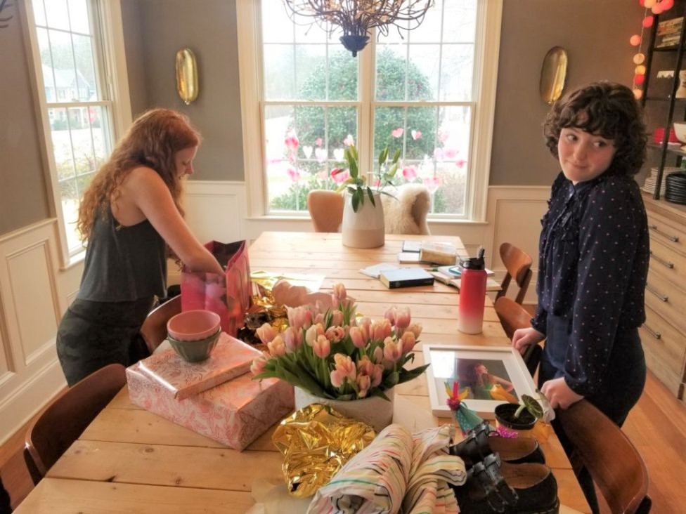 NieNie Dialogues: 18 Celebrating JANE 18.