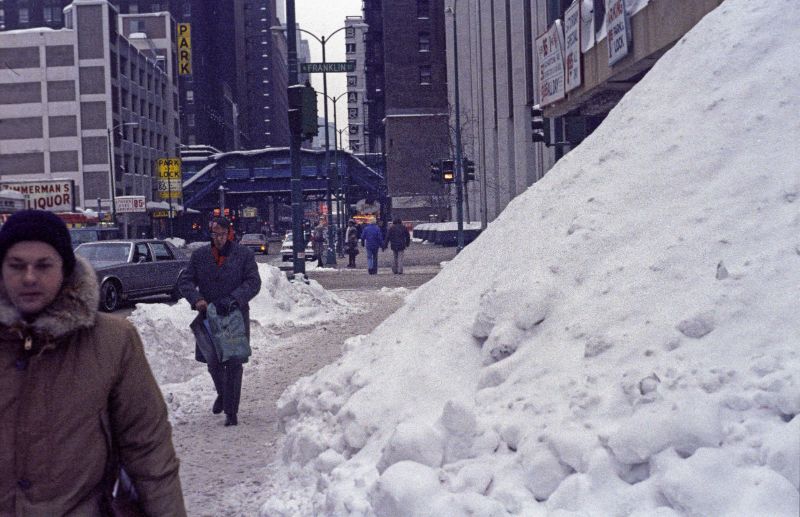 24 Amazing Color Photos Capture Chicago's Street Scenes During the ...