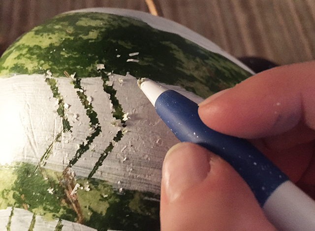 DIY push pin pumpkins — pump up your pumpkins with thumb tacks!