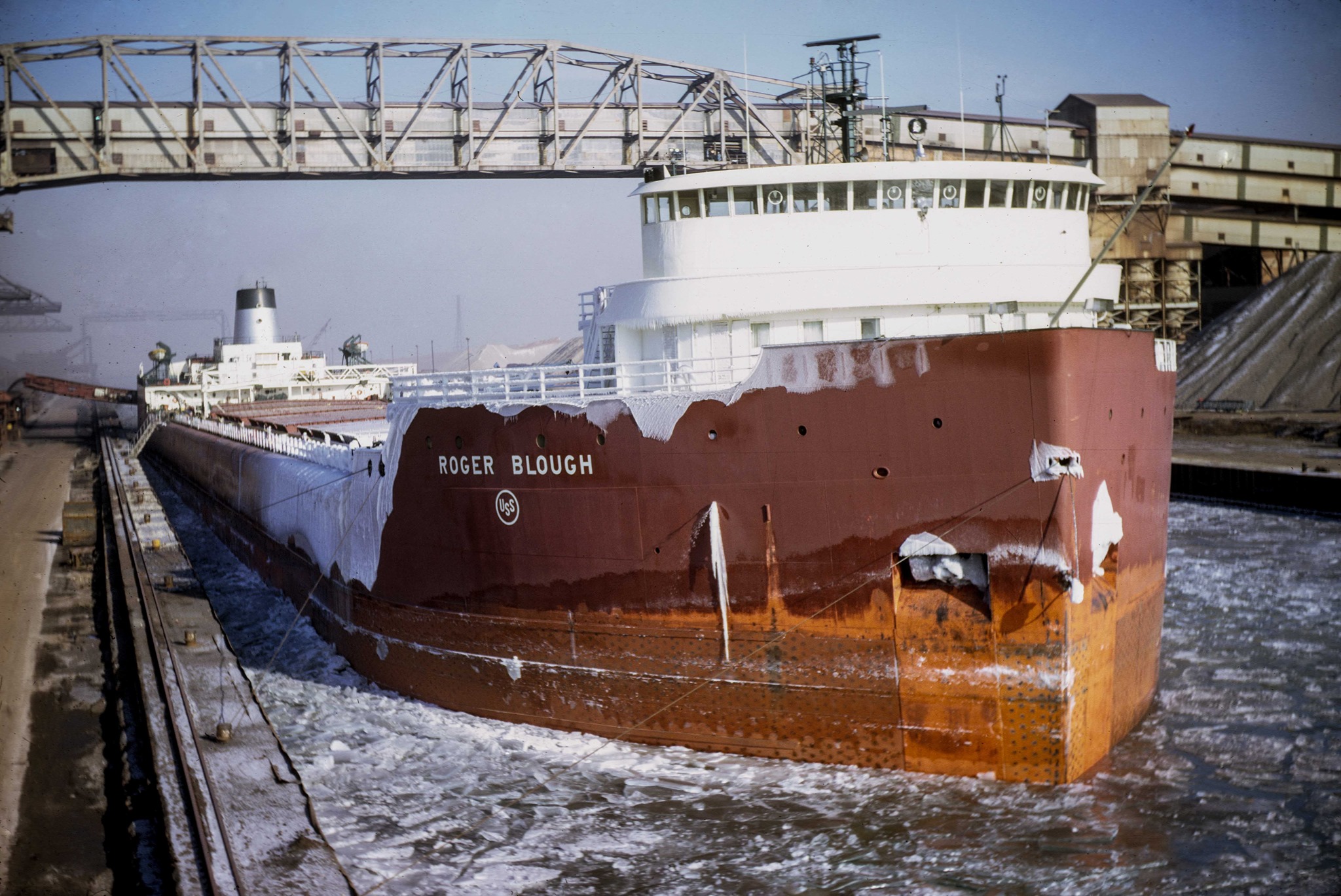 Industrial History: Self-Unloading Boats (Self-Unloaders)