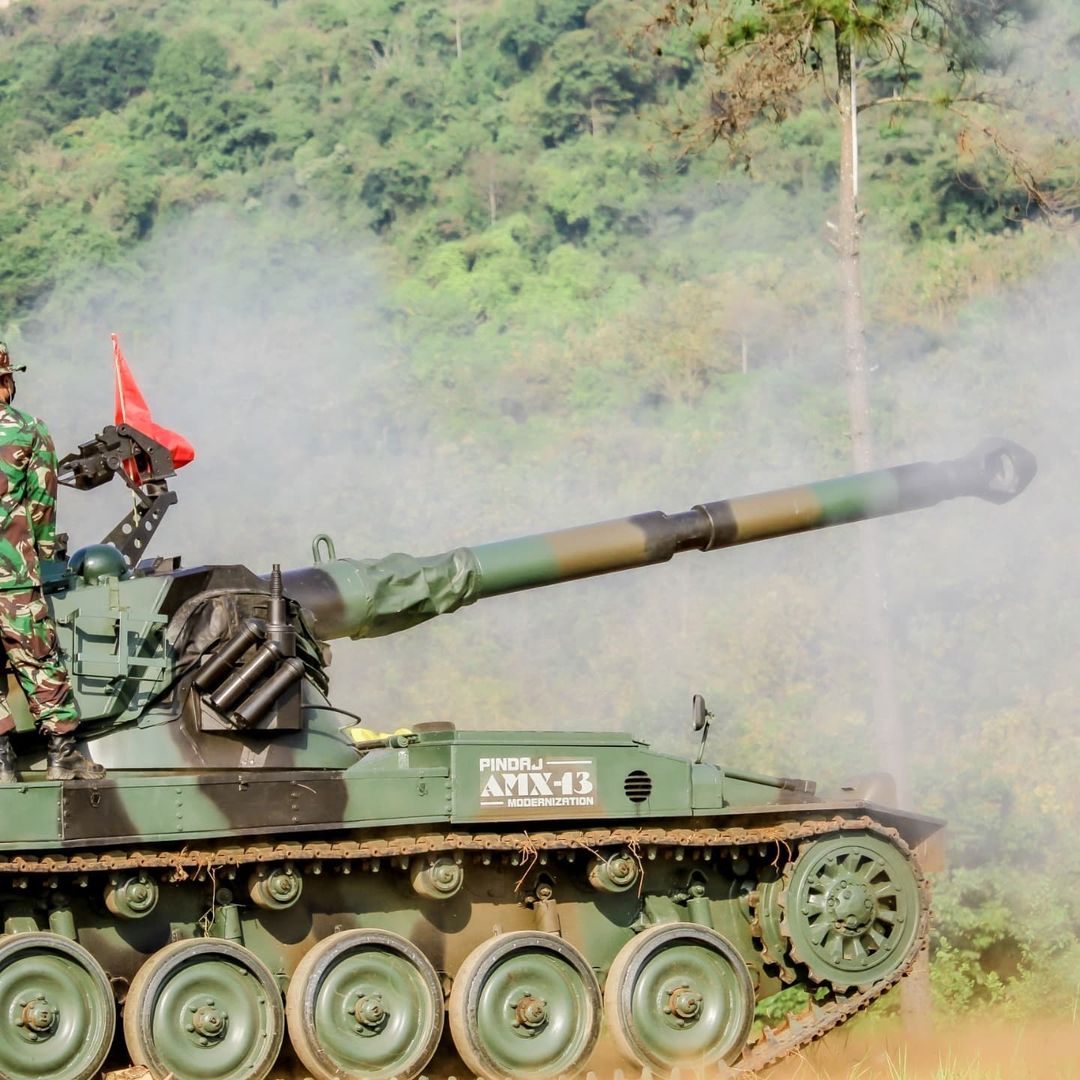 DEFENSE STUDIES: Latihan Menembak Senjata Berat Yonkav 2/TC di Pusdikif ...