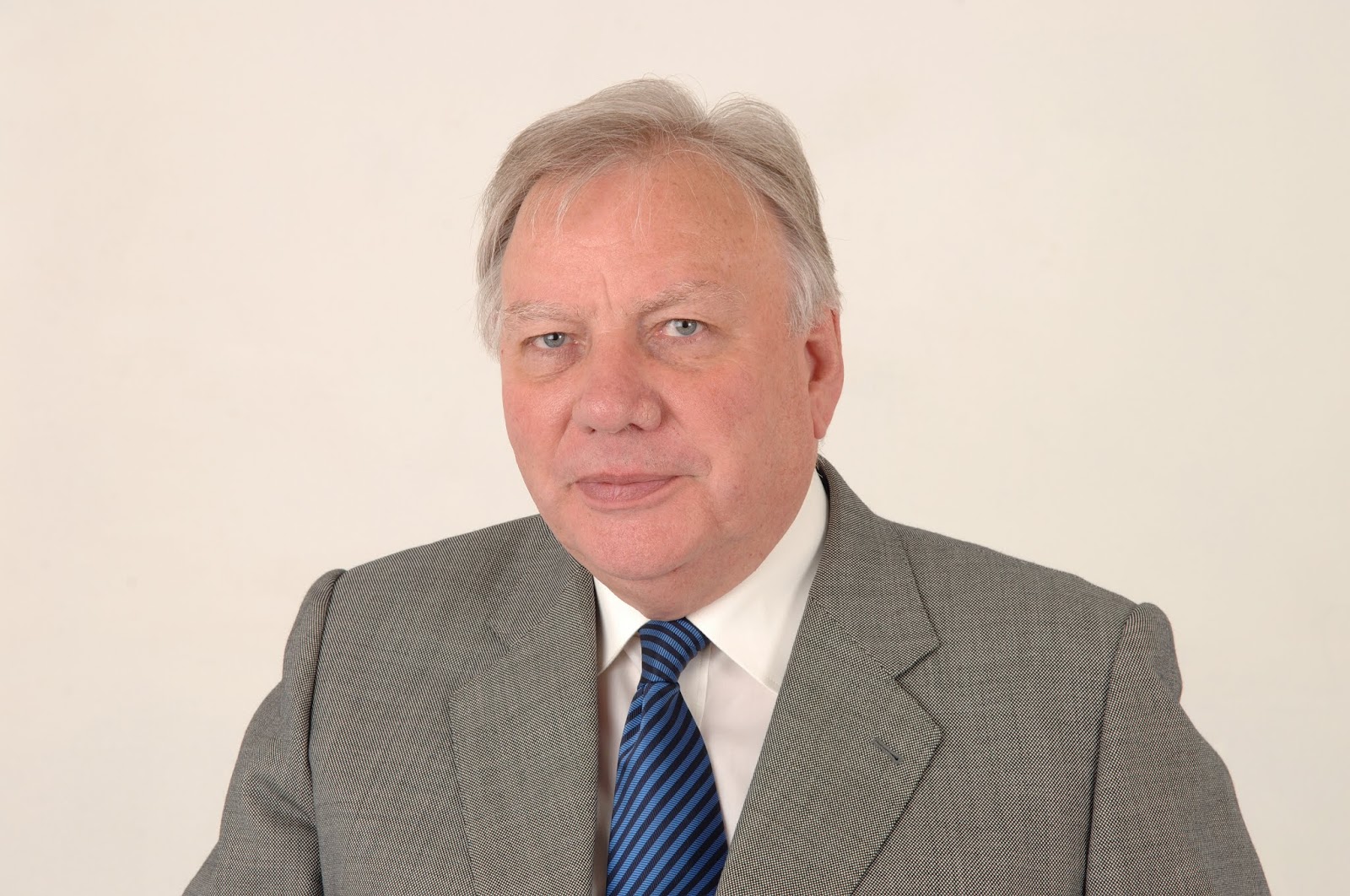 Decision Making With David Knowles-Leak | DKL Decisions