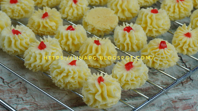 Semperit Dahlia Susu 3 Bahan Tips dan Teknik Supaya Bunga Tidak Jatuh ...